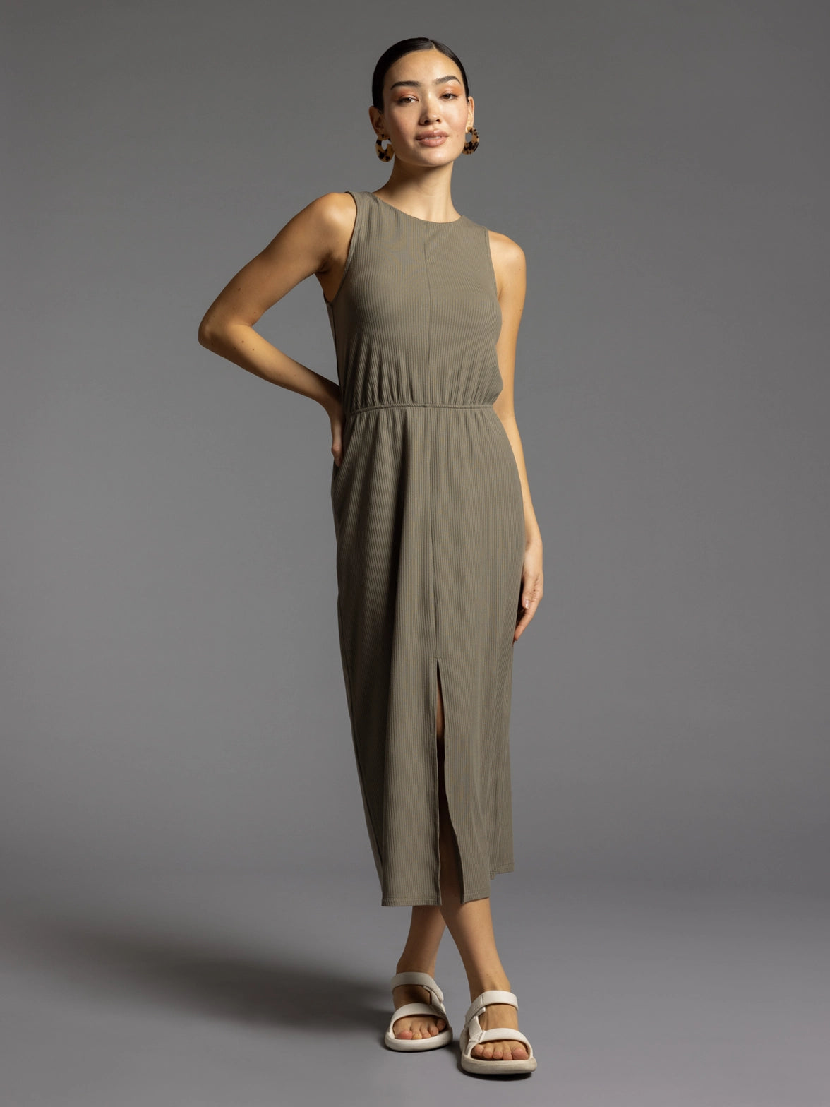 Sandra Olive Dress – Peachy Lady