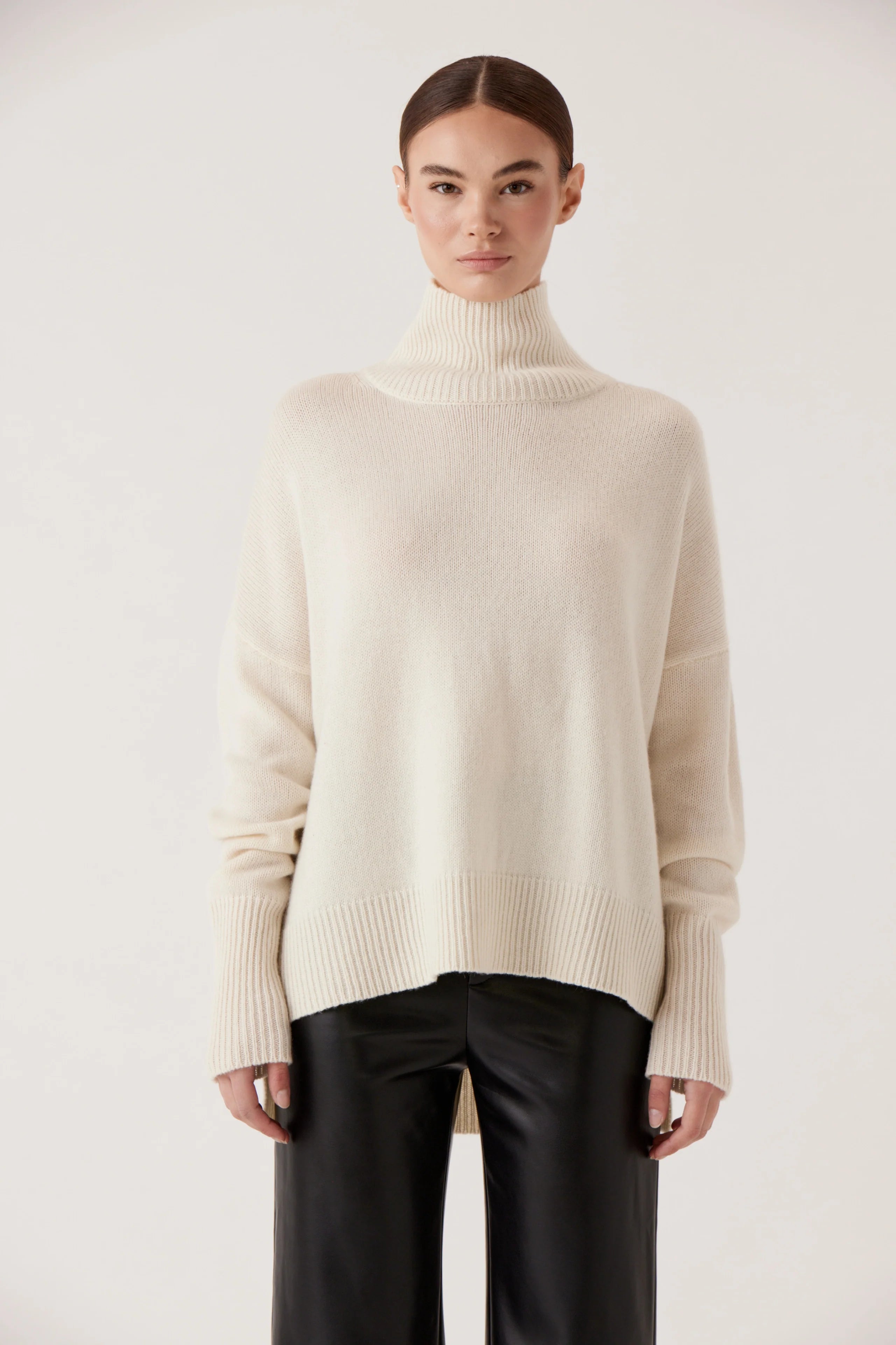 Pullover Turtleneck Sweater – Peachy Lady